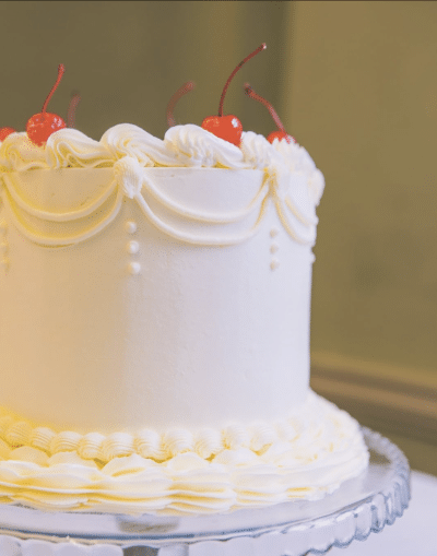 5 of the Most Retro Wedding Cakes to Instantly Inspire YOU! | Wedding ...