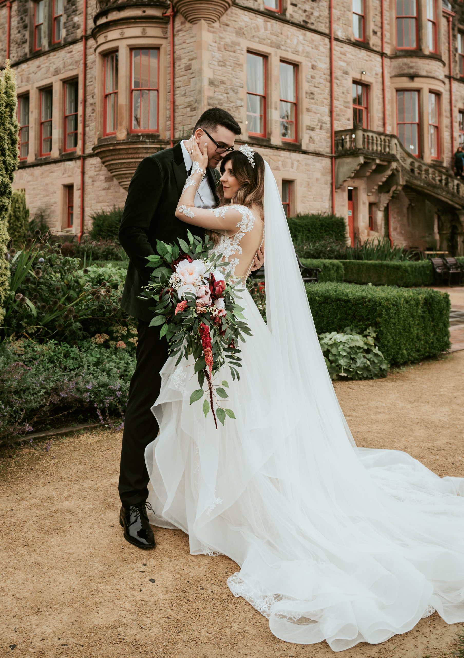 Steffanie & Samuel's Romantic Castle Wedding in Belfast | Wedding Journal