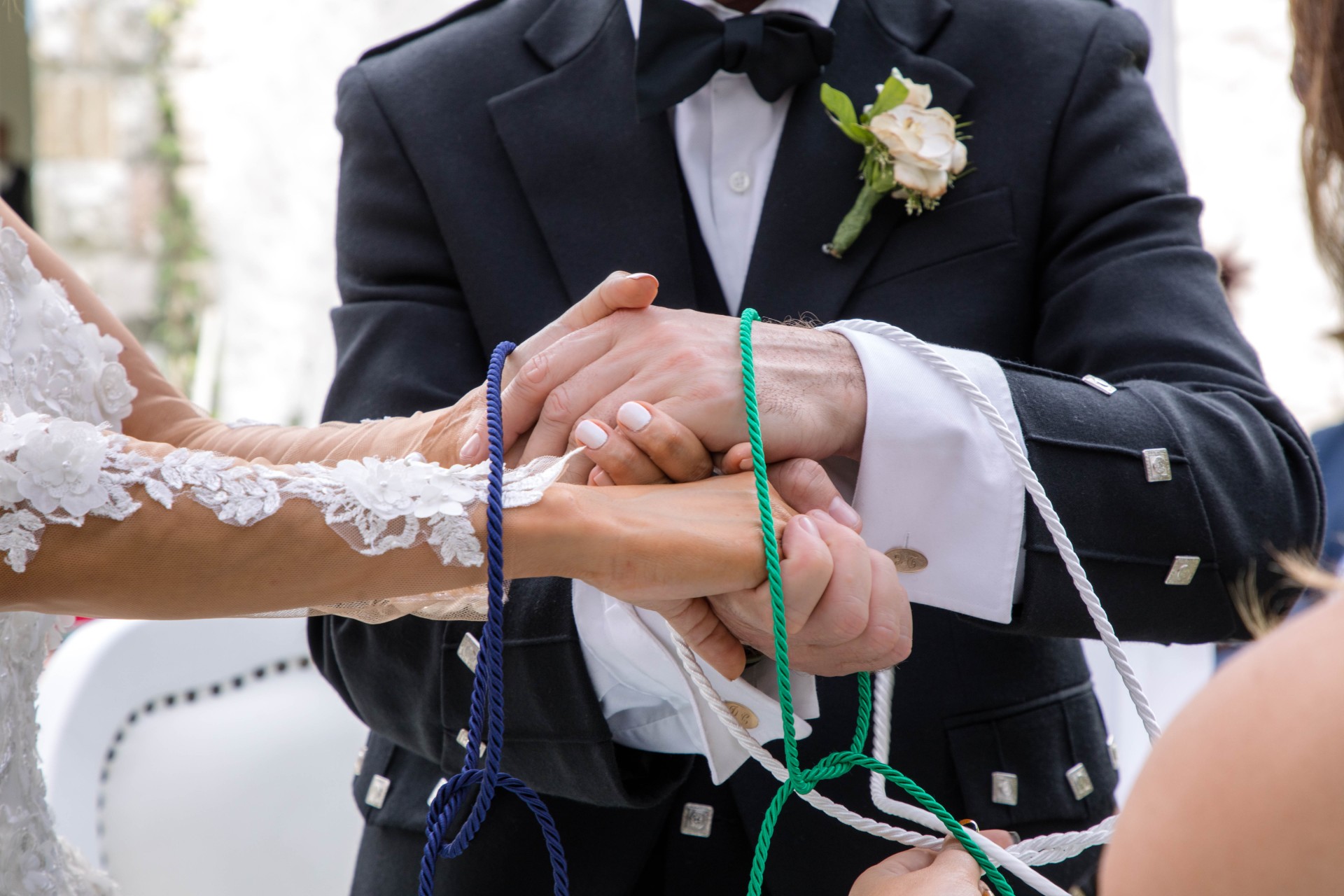 An Expert Guide To The Handfasting Ceremony | Wedding Journal